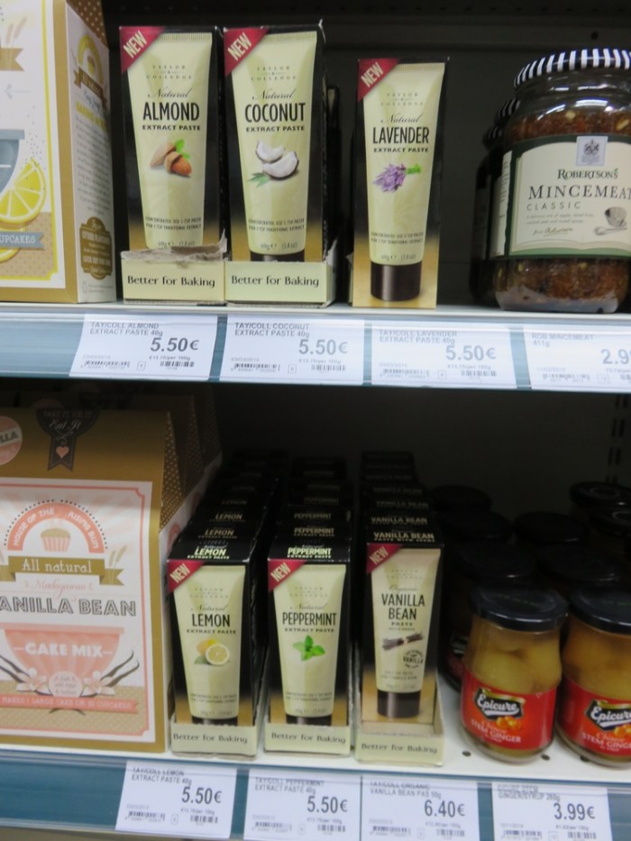 Finding vegan goodies. A visit to British shop Stonemanor, Everberg ...